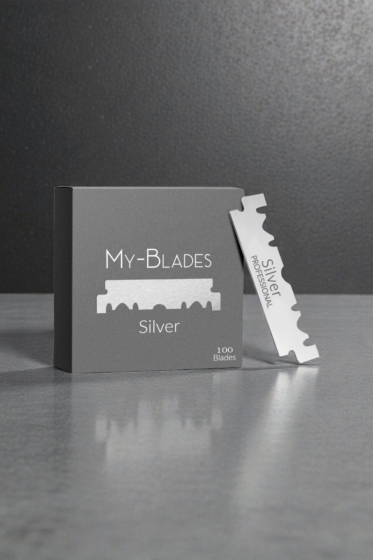 Barber Blades for Hair | Razer Blade Holders | The Barber Plug